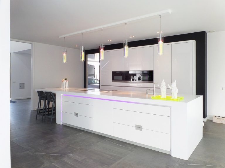 Corian eiland met Led-verlichting - Cora Techniek